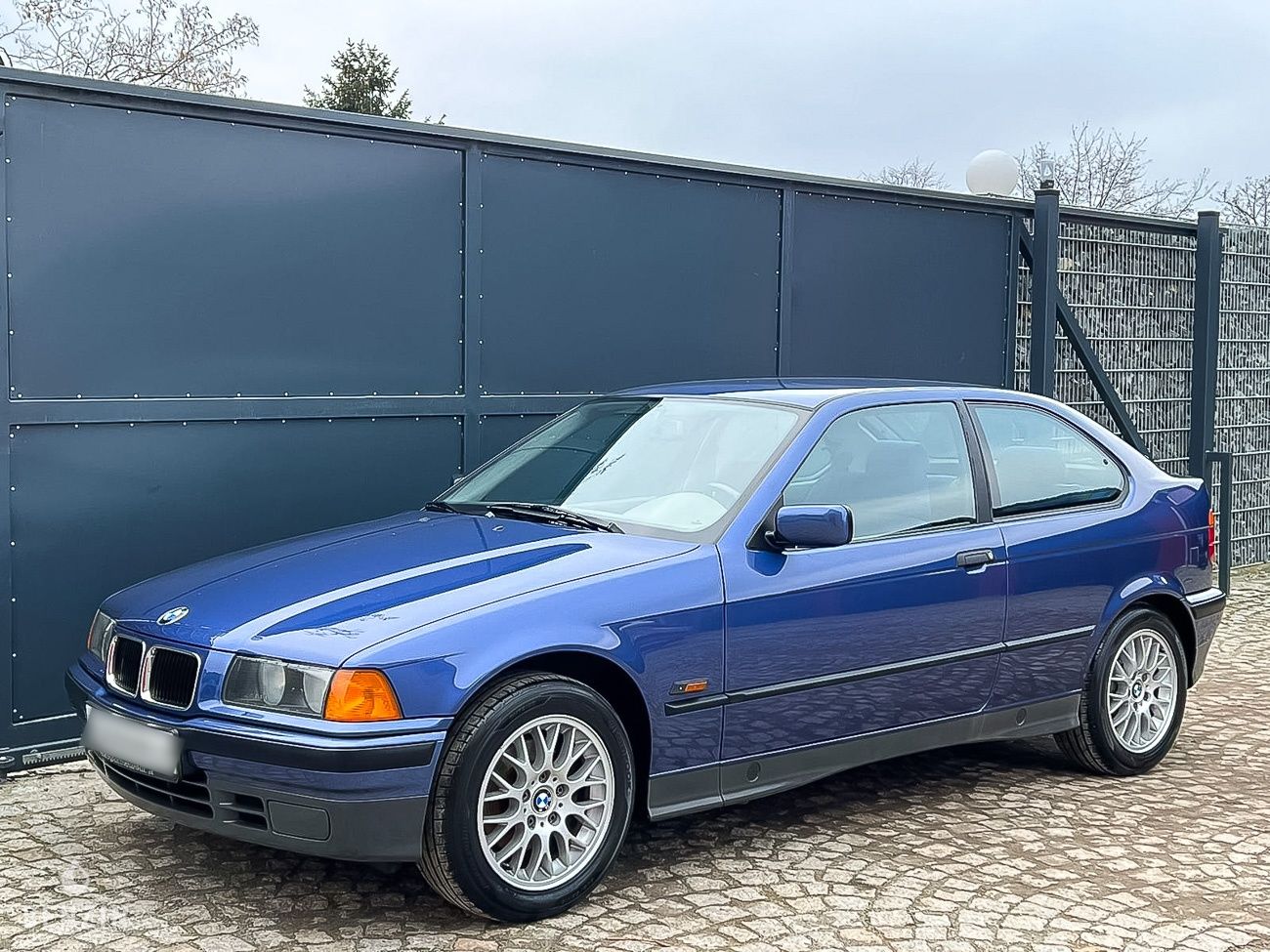 Benzin - BMW 316i Compact - 1996