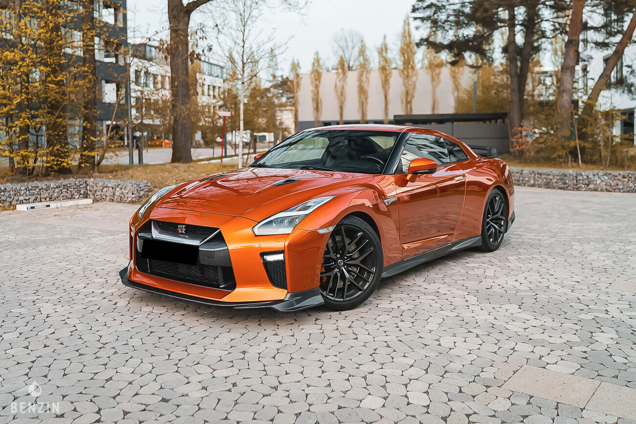 Benzin - Nissan GTR - 2016