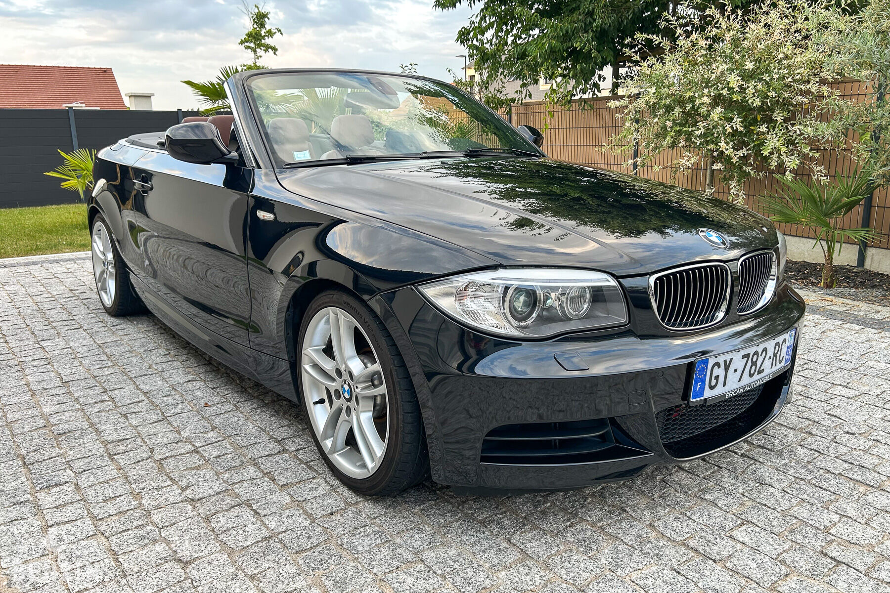 Benzin - BMW 135i e88 - 2011