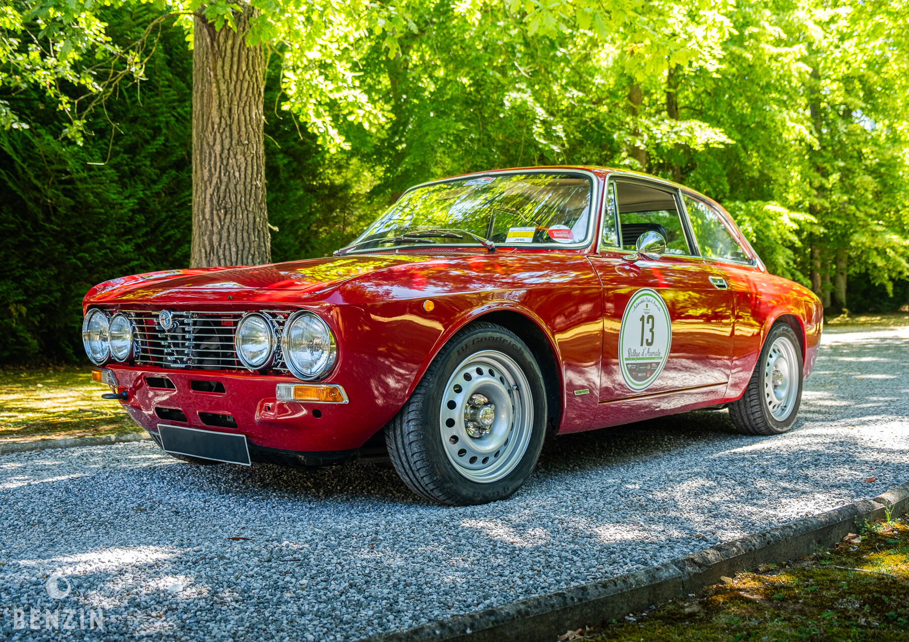 Benzin - Alfa Romeo Giulia GT 2000 Veloce - 1972
